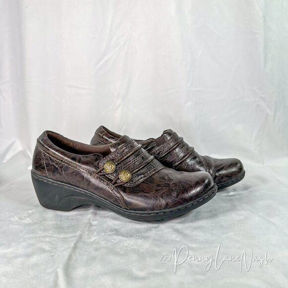 Clarks | Shoes | Clarks Collection Leather Soft Cushion Slip On Loafer ...